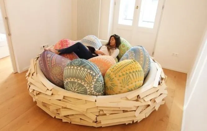 25 Inspirasi Sofa Lucu nan Nyaman Buat 'Nduselan' Sama Pasangan Halalmu ...
