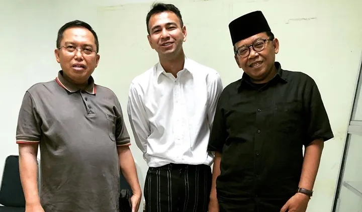 Raffi Ahmad Datangi MUI Setelah Ditegur, Ia Diminta Fans Keluar Saja ...