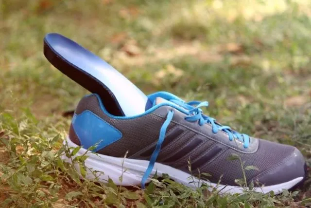 Panduan Konversi Ukuran Sepatu (US, UK, EU) & Cara Ukurnya