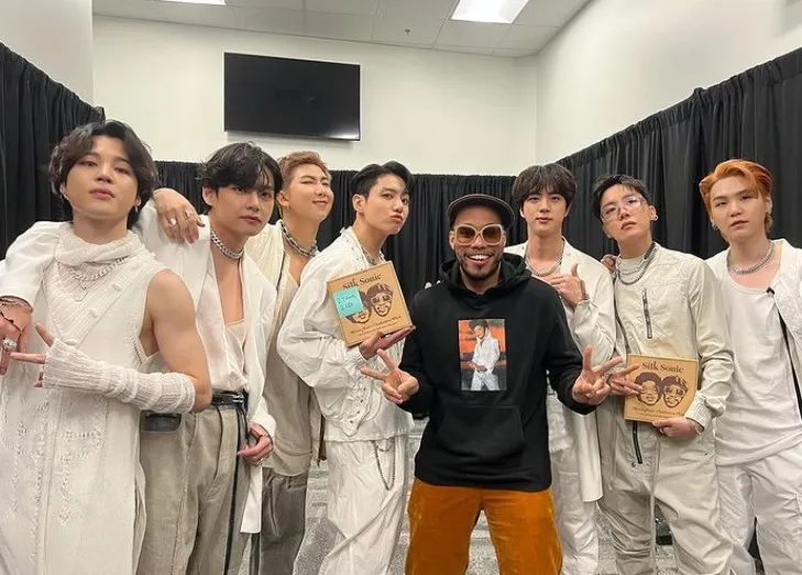 Intip Gaya Fashion Anderson Paak yang Viral Disebut-sebut Mirip Pak ...