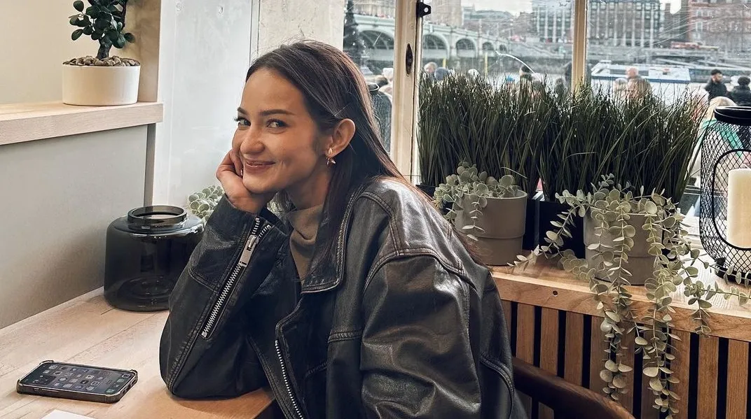 Cerita Enzy Storia Idap Autoimun Langka, Sempat Pincang dan Minum 12 ...