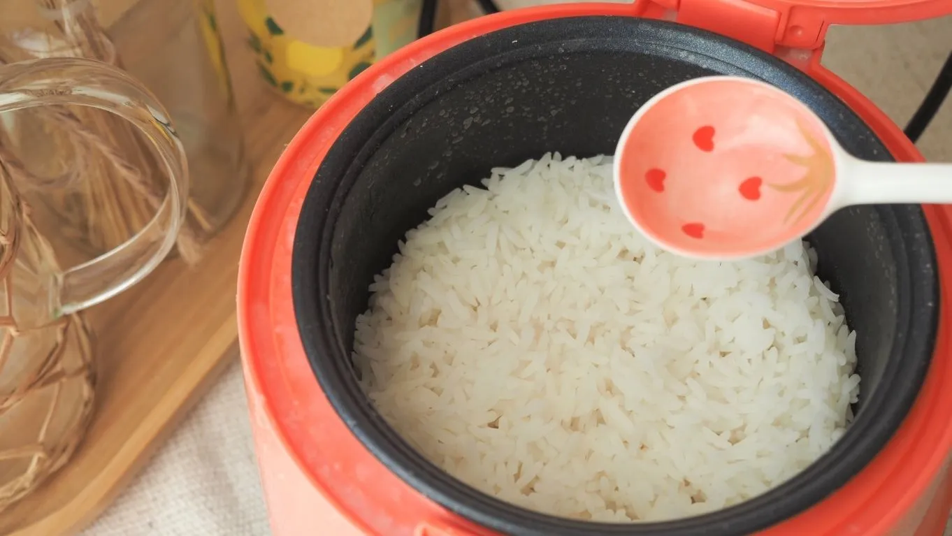 5 Cara Masak Nasi biar Matang Sempurna: Pemula, Anak Kos, & Anak ...